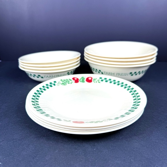 Corelle | Dining | Vintage Corelle Farm Fresh Dinnerware Set Of 4 Bread ...